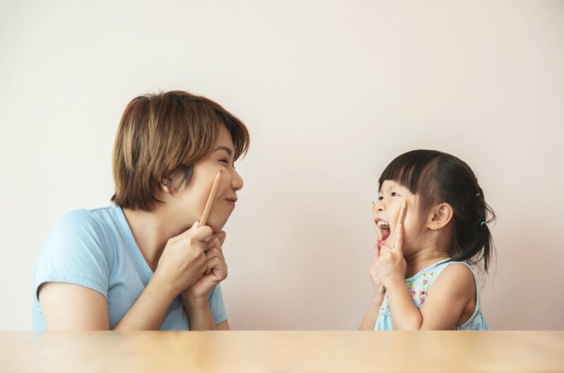 Hati-hati! Ini Bercanda yang bisa Merusak Mental Anak - Parentalk.id