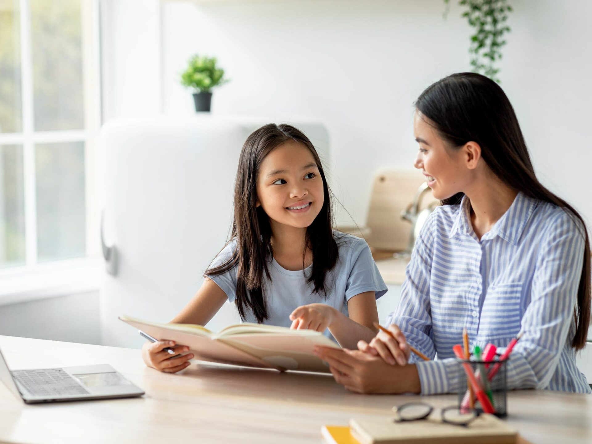 Gaya Pengasuhan yang Bikin Anak Jadi Pembully - Parentalk.id